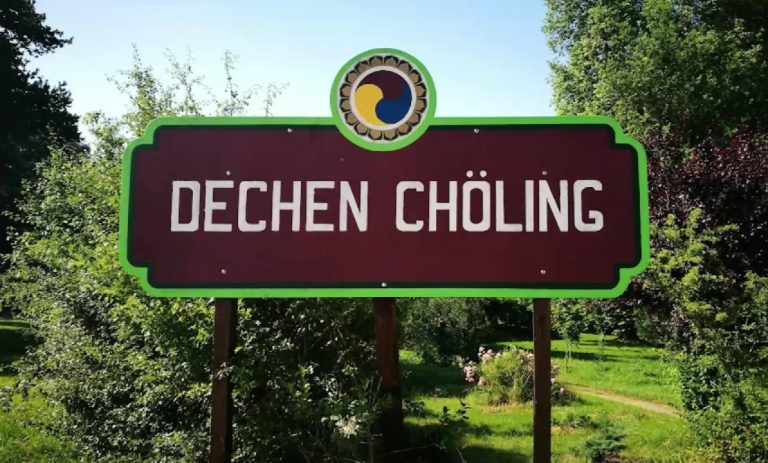 Un trozo de la vida en Dechen Chöling | Dechen Chöling